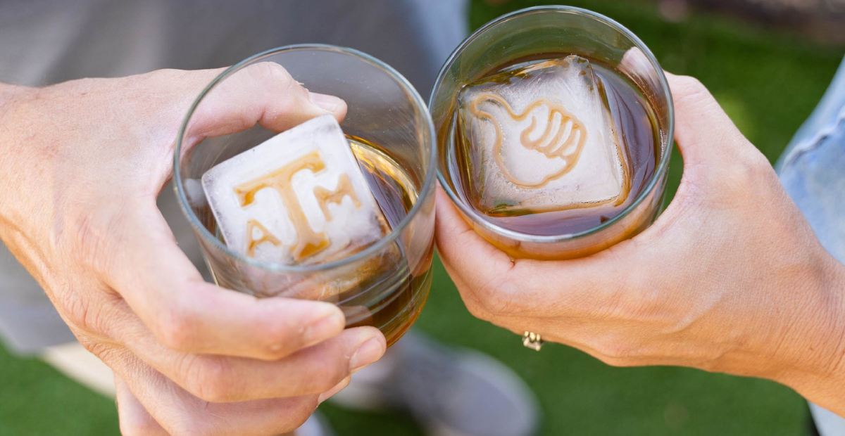Custom Ice Cube Trays and Personalized Ice Molds | rOks USA